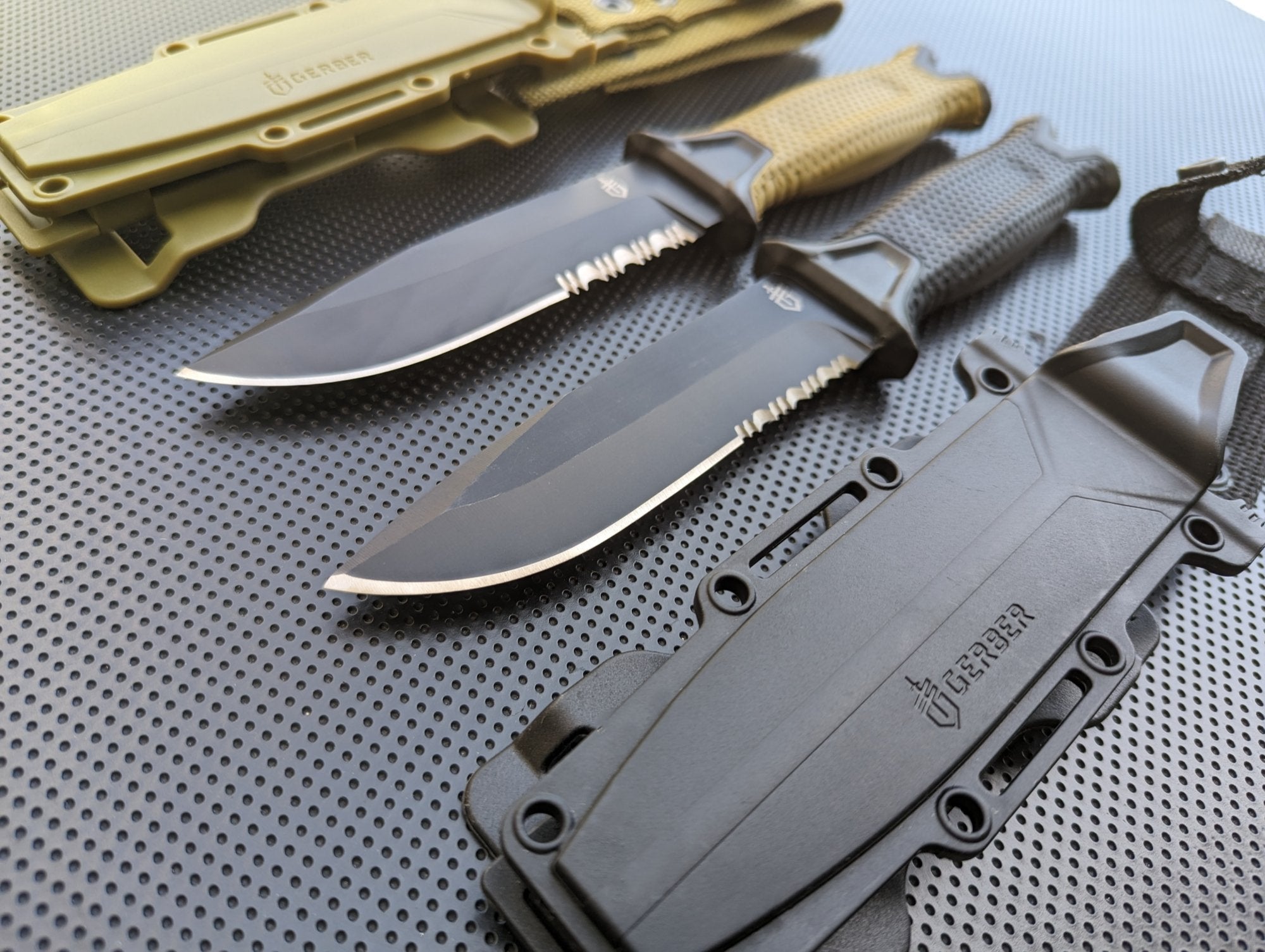 Fixed Bushcraft Knife with Sheath & Buckle, Drop-Point Blade, Plain ...